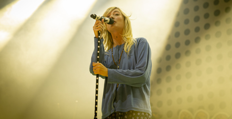 S10 artiest informatie op Podiuminfo