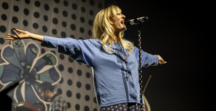 S10 artiest informatie op Podiuminfo