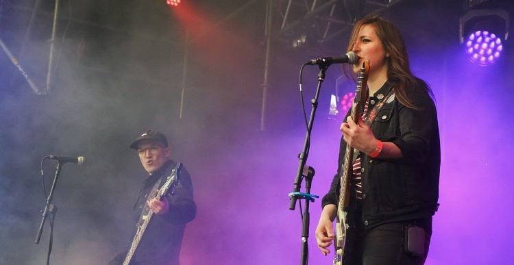 Concert Eaten By Snakes & Lone Wolf brengen een ode aan The Thermals in ...