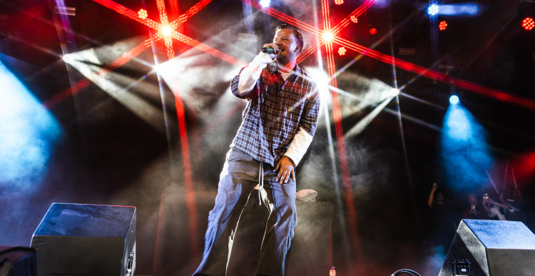 Russo artiest informatie op Podiuminfo