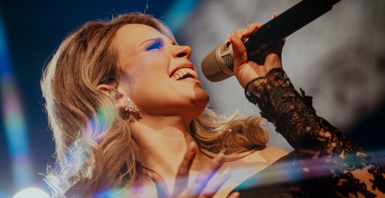 Concert Someone Like Her - a tribute to Adele in Schouwburg Hengelo, Hengelo op 9 oktober 2025