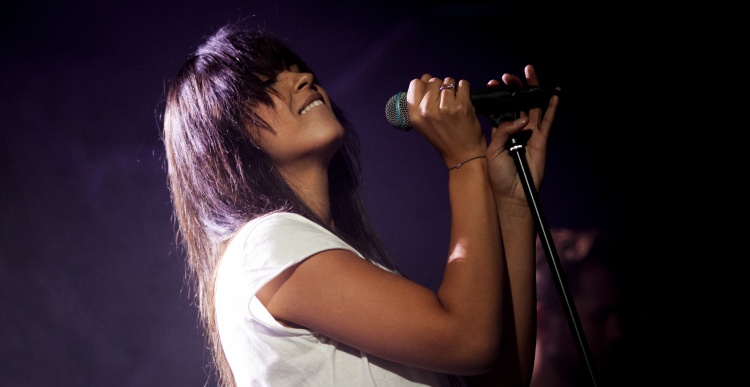 Maria Mena artiest informatie op Festivalinfo