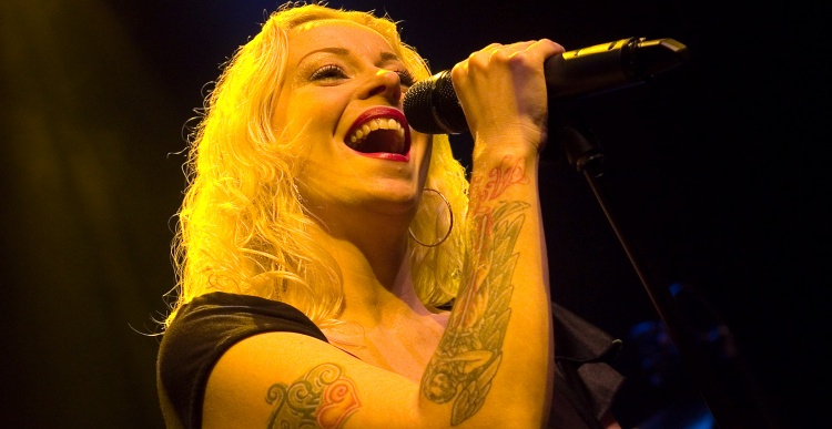 Concert Anneke Van Giersbergen - The Irish Road Trip in De Oosterpoort ...