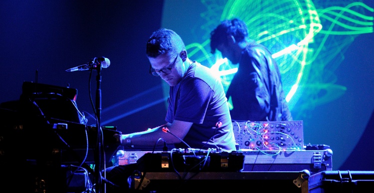 Floating Points artiest informatie op Festivalinfo