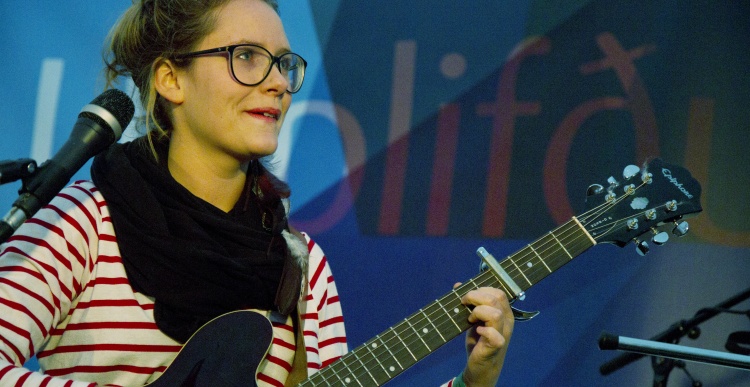 Concert Sóley in Paradiso, Amsterdam op 12 november 2021