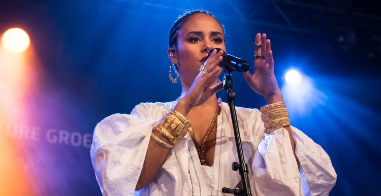 Concert Mayra Andrade in TivoliVredenburg, Utrecht op 16 juni 2025