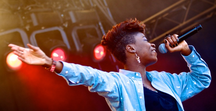 Coely artiest informatie op Festivalinfo