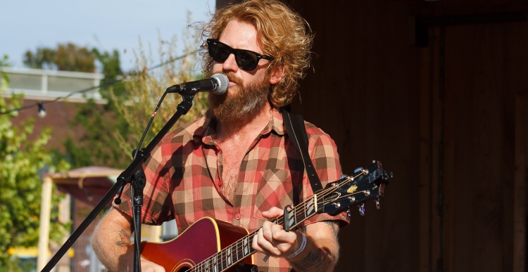 Björn van der Doelen artiest informatie op Podiuminfo