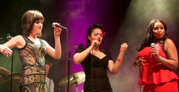 Concert Postmodern Jukebox in Effenaar, Eindhoven op 10 mei 2023