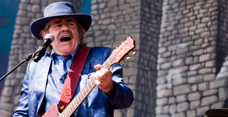 Normaal artiest informatie op Festivalinfo