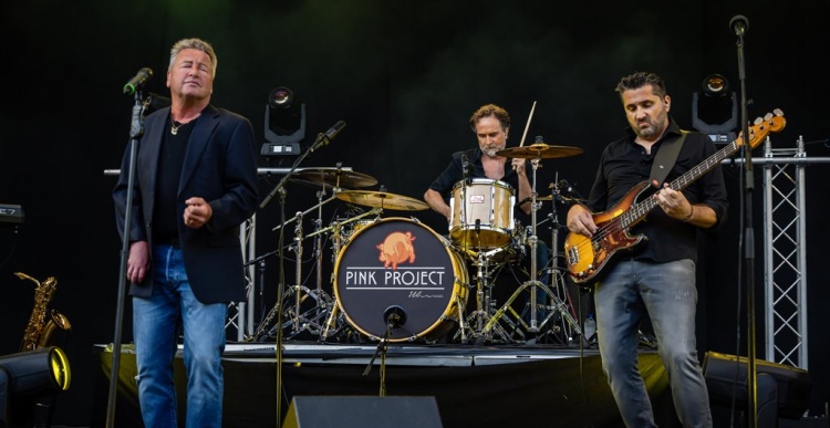 Concert Pink Project – ECHOES “The Best of Pink Floyd” in Gigant ...