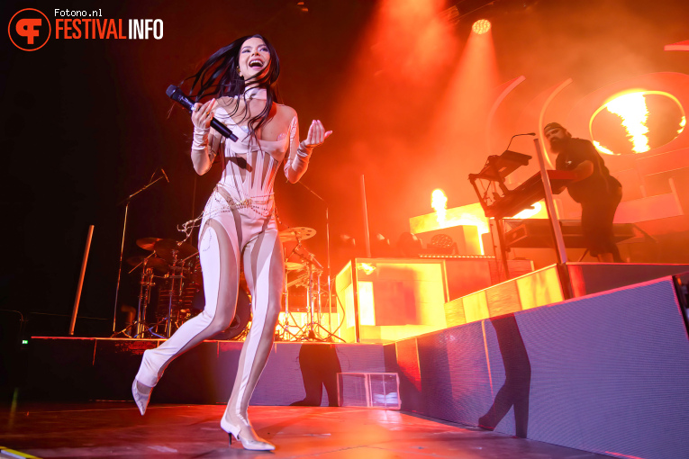 Foto Inna in AFAS Live op 5 mei 2025 op Podiuminfo. Foto 4 van 12.