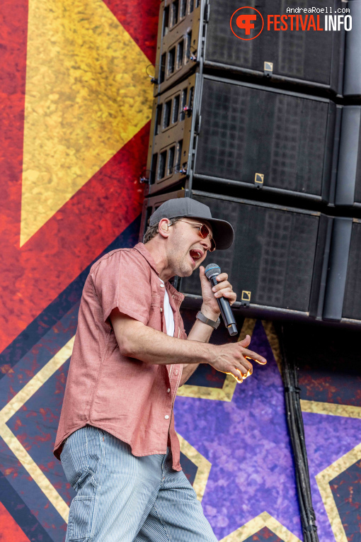 Foto Gavin DeGraw op Zwarte Cross Festival 2025 - Vrijdag op Festivalinfo. Foto 15 van 49.