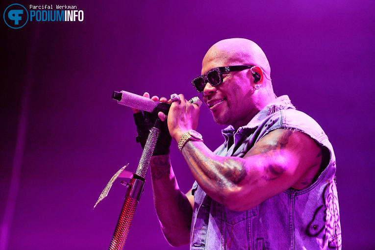 Foto Flo Rida in AFAS Live op 13 oktober 2025 op Podiuminfo. Foto 1 van 12.