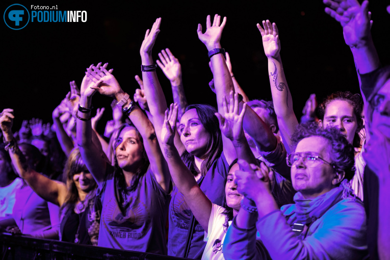 Foto Xavier Rudd in AFAS Live op 30 oktober 2025 op Podiuminfo. Foto 11 ...