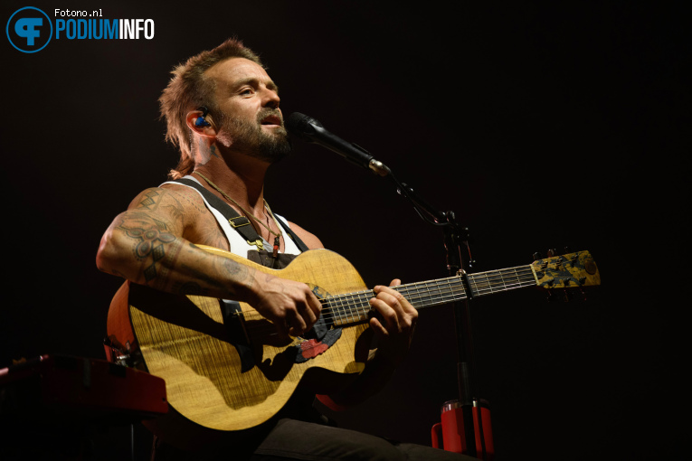 Foto Xavier Rudd in AFAS Live op 30 oktober 2025 op Podiuminfo. Foto 10 ...
