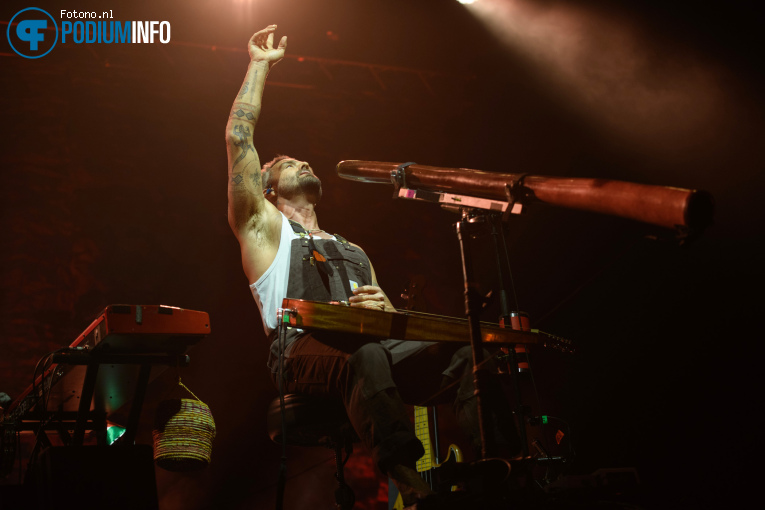 Foto Xavier Rudd in AFAS Live op 30 oktober 2025 op Podiuminfo. Foto 11 ...