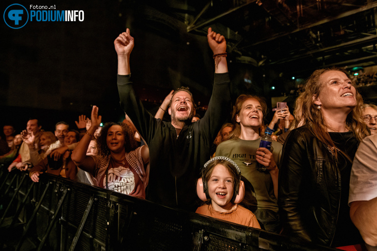 Foto Xavier Rudd in AFAS Live op 30 oktober 2025 op Podiuminfo. Foto 11 ...