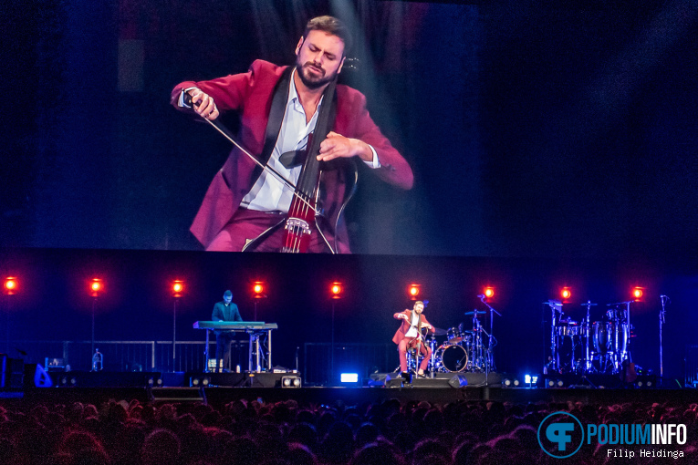 Foto HAUSER in Ziggo Dome op 8 november 2025 op Podiuminfo. Foto 12 van 13.