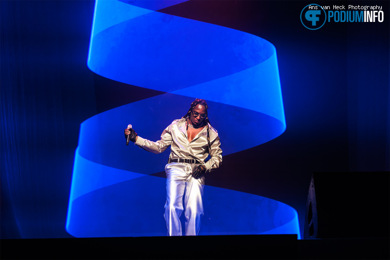 Foto Jonna Fraser in Ziggo Dome op 18 december 2025 op Podiuminfo. Foto ...