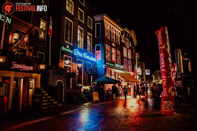 Foto Eleni Drake op Eurosonic Noorderslag (ESNS) 2026 - Woensdag op ...