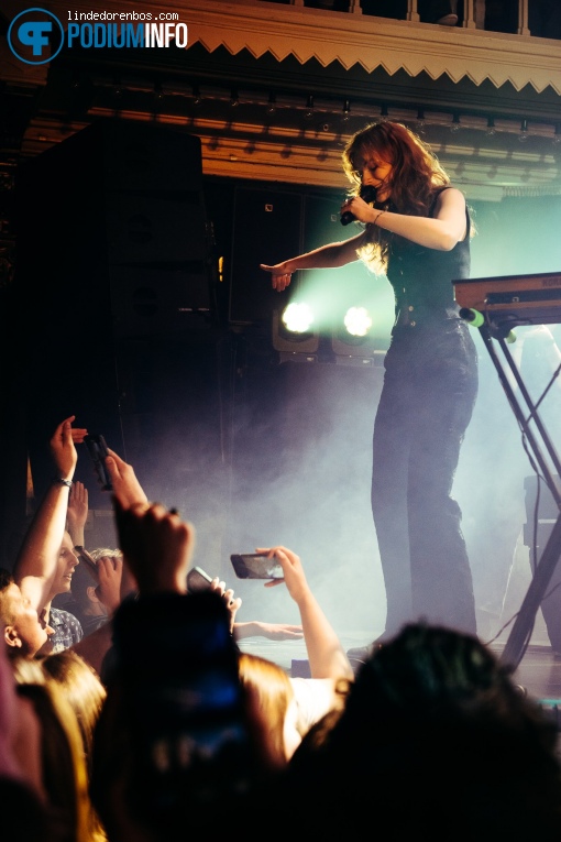 Foto Froukje in Paradiso op 18 maart 2022 op Podiuminfo. Foto 5 van 12.