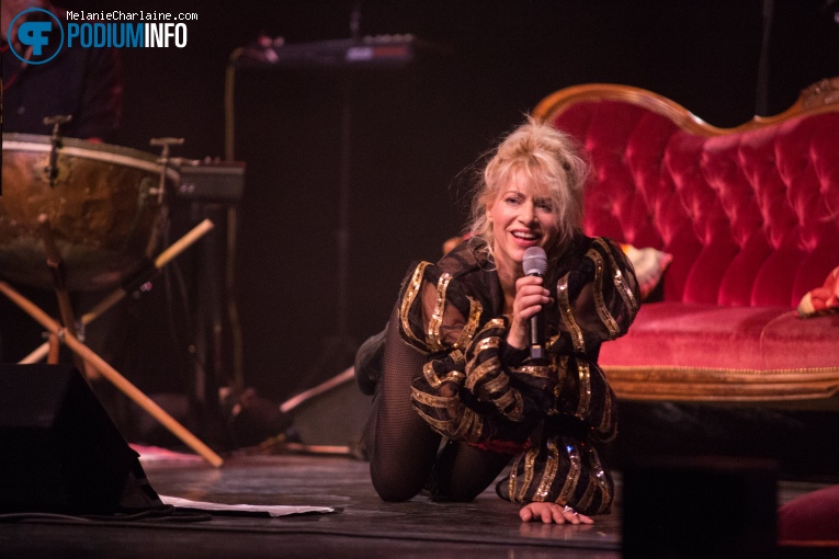 Foto Ellen ten Damme in Theater de Purmaryn op 17 september 2022 op ... Foto Ellen ten Damme in Theater de Purmaryn op 17 september 2022 op ...