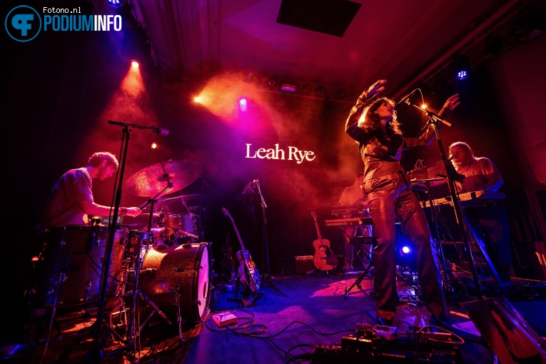 Foto Leah Rye in Paradiso op 21 december 2023 op Podiuminfo