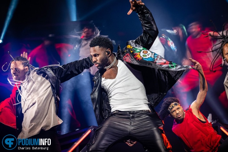 Foto Jason Derulo in Ahoy op 28 februari 2024 op Podiuminfo. Foto 9 van 17.
