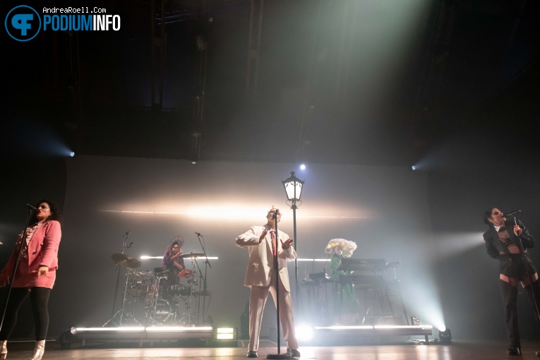 Foto Fever Ray in Gashouder op 27 februari 2024 op Podiuminfo. Foto 8 ...