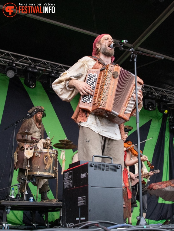 Foto Christopher Bowes and His Plate of Beans op Pirate Metal Party ...