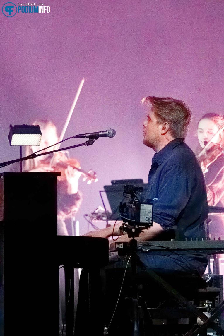 Foto HAEVN in Koninklijk Theater Carré op 21 november 2024 op ...