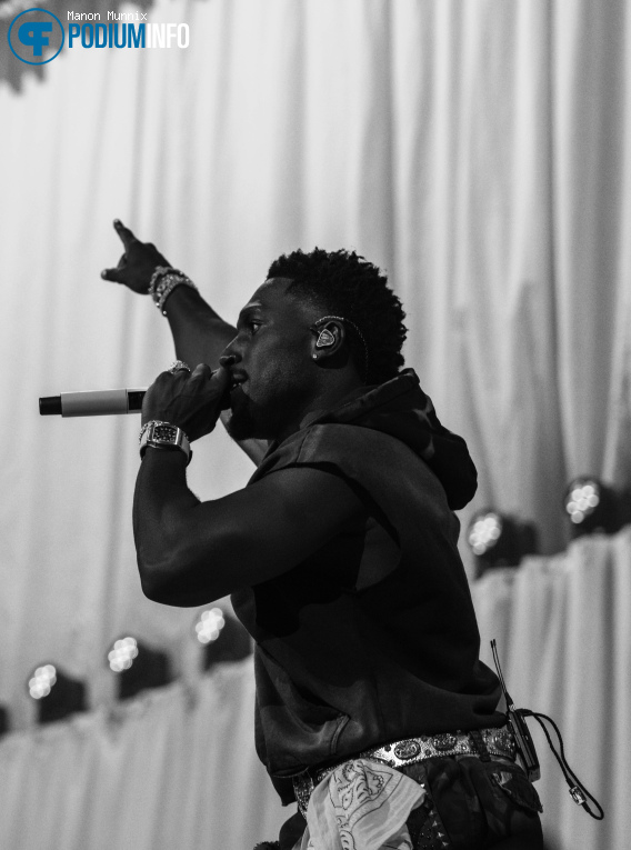 Foto Frenna in Ziggo Dome op 1 december 2024 op Podiuminfo. Foto 9 van 12.