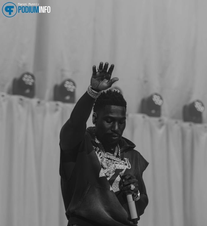 Foto Frenna in Ziggo Dome op 1 december 2024 op Podiuminfo. Foto 7 van 12.