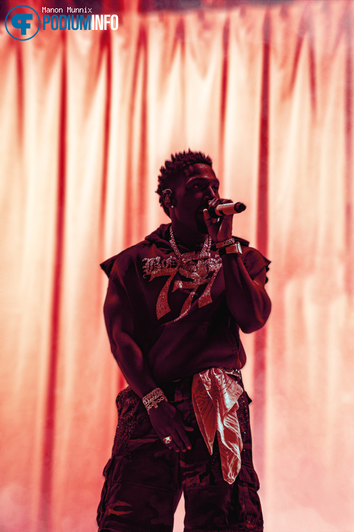 Foto Frenna in Ziggo Dome op 1 december 2024 op Podiuminfo. Foto 12 van 12.