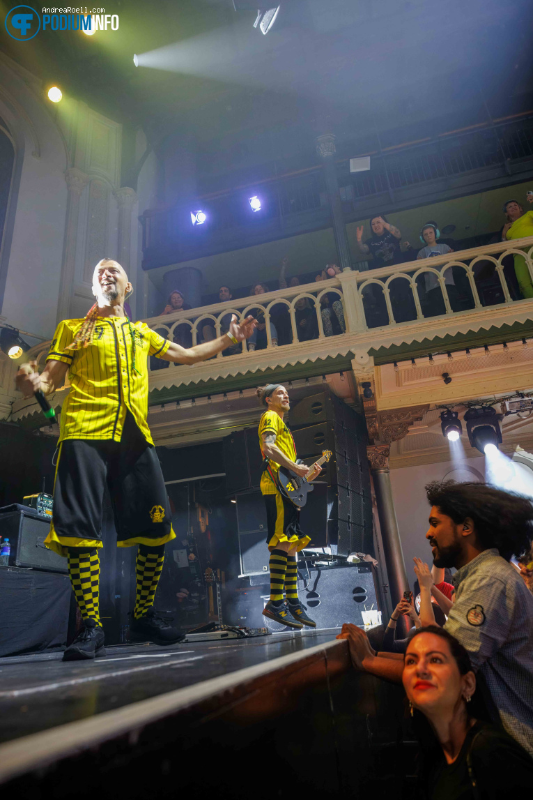 Foto Dubioza Kolektiv in Paradiso op 28 februari 2025 op Podiuminfo ...