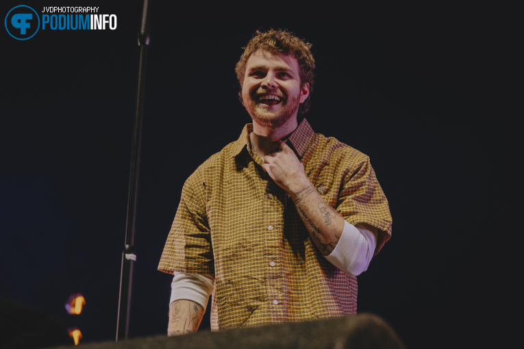 Foto Alex Warren in AFAS Live op 17 maart 2025 op Podiuminfo. Foto 11 ...