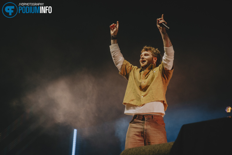 Foto Alex Warren in AFAS Live op 17 maart 2025 op Podiuminfo. Foto 12 ...