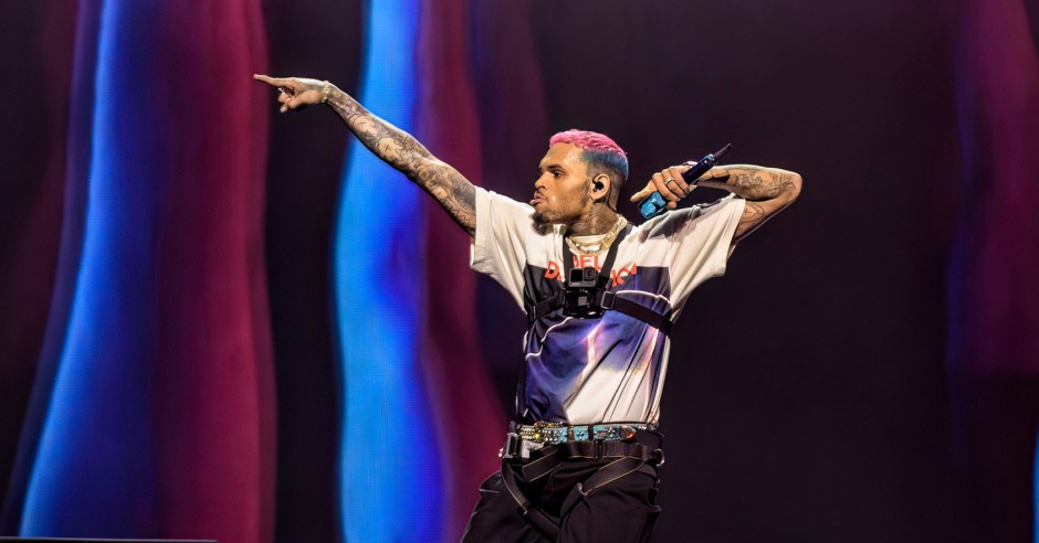 Chris Brown brengt Breezy Bowl XX-tour naar Johan Cruijff ArenA ...