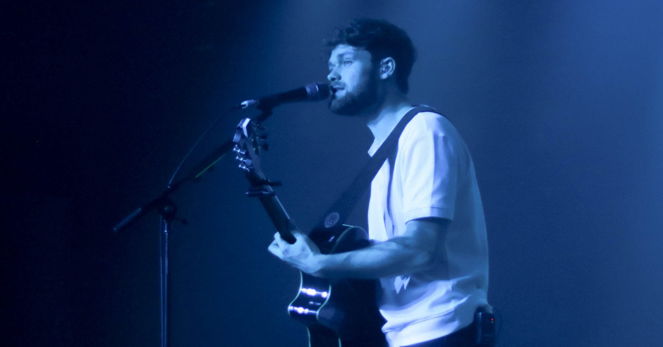 Exclusief candlelight-concert van James TW in Tuschinski | Nieuws op ...