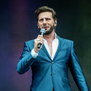 Bouke & The ElvisMatters Band gaan met 'Viva Las Vegas' naar de Ziggo ...