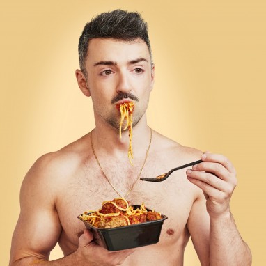 Amerikaanse comedian Matteo Lane voor het eerst naar Nederland | Nieuws ...