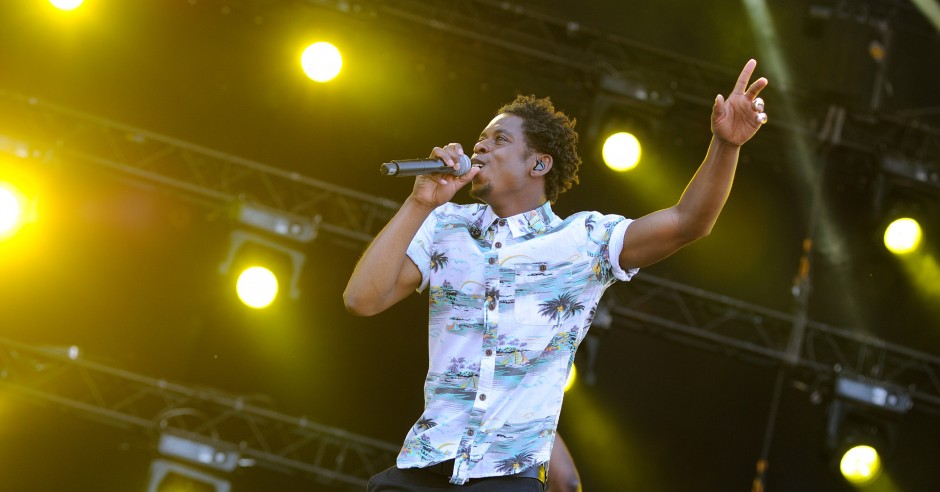 Live on the Beach voegt Typhoon, Splendid, Chicco en Mike Peterson toe ...