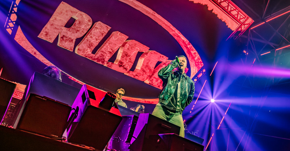 Russo kondigt grootste soloshow tot nu toe aan in Afas Live | Nieuws op ...