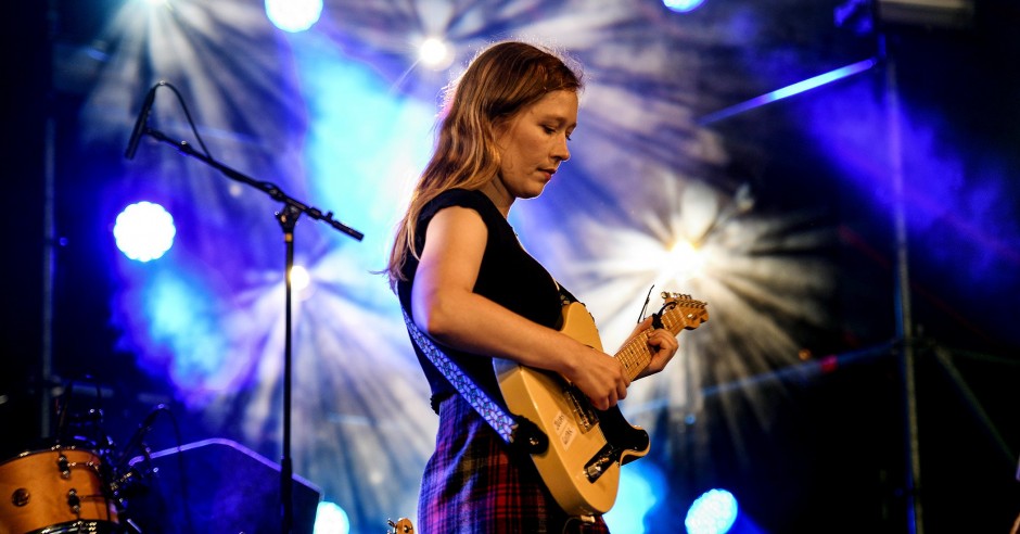 Julia Jacklin voor soloconcert naar Jacobikerk Utrecht | Nieuws op ...