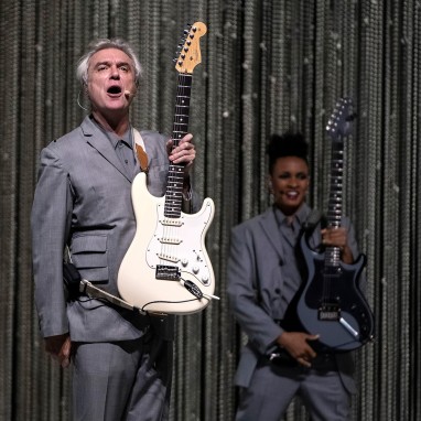 David Byrne (Talking Heads) met nieuw album op tour langs AFAS Live en ...