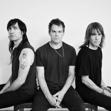 Michael C. Hall (acteur van Dexter) komt met band Princess Goes naar ...