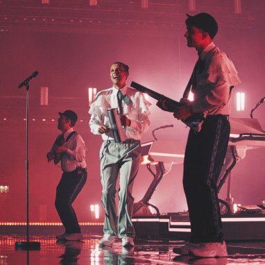 Stromae geeft volgend jaar november extra show in Ziggo Dome | Nieuws ...